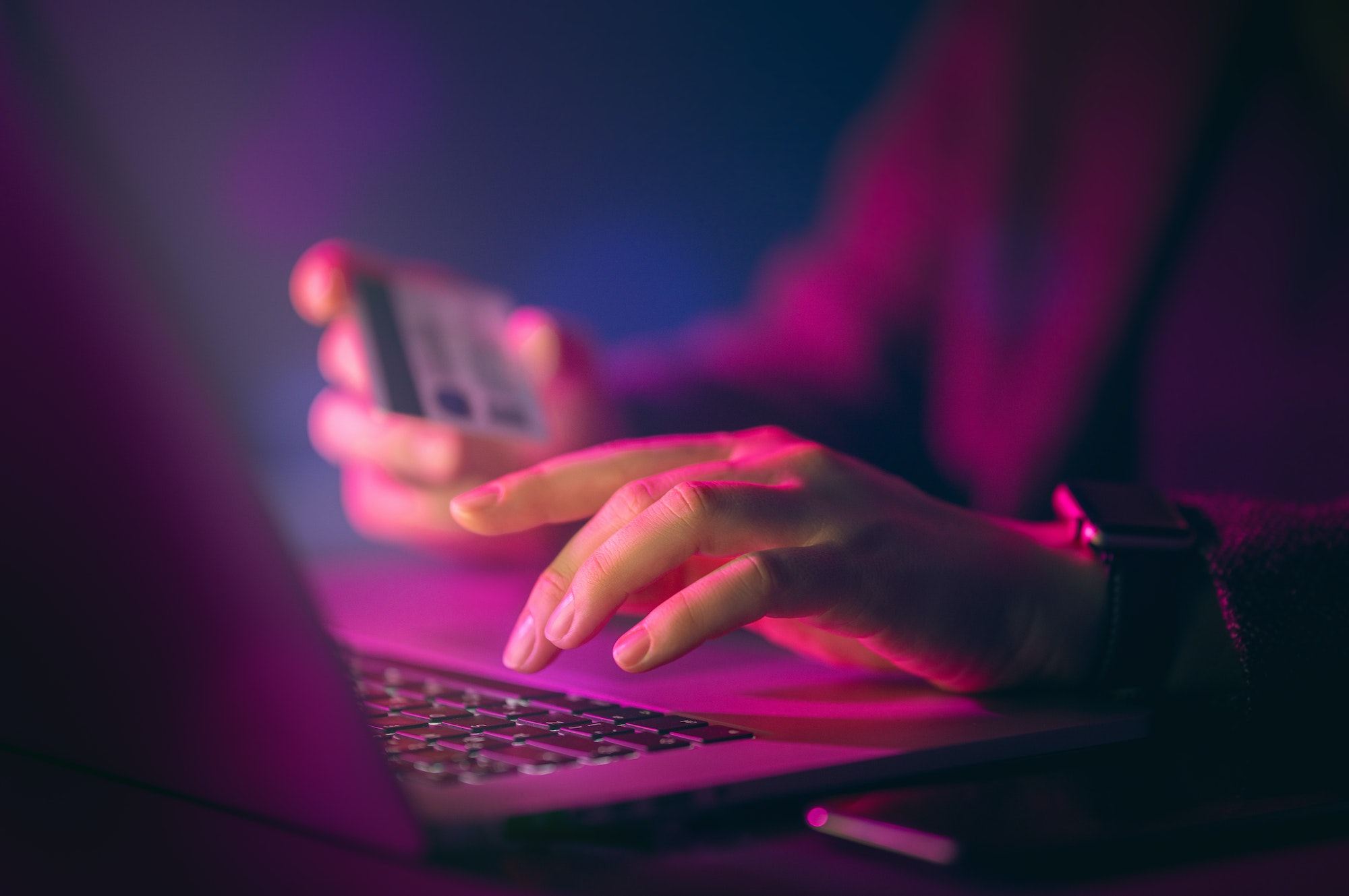 Ameaças virtuais: o que fazer em caso de perigo na internet